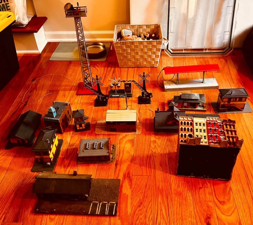 92 AHM, American Flyer, Athearn, Keil-Line, Lionel, Marklin, TYCO ...