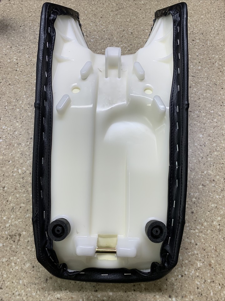 1984-1986 Yamaha YAMAHA YT60 YF60 Tri-Zinger 60 Seat (Black)