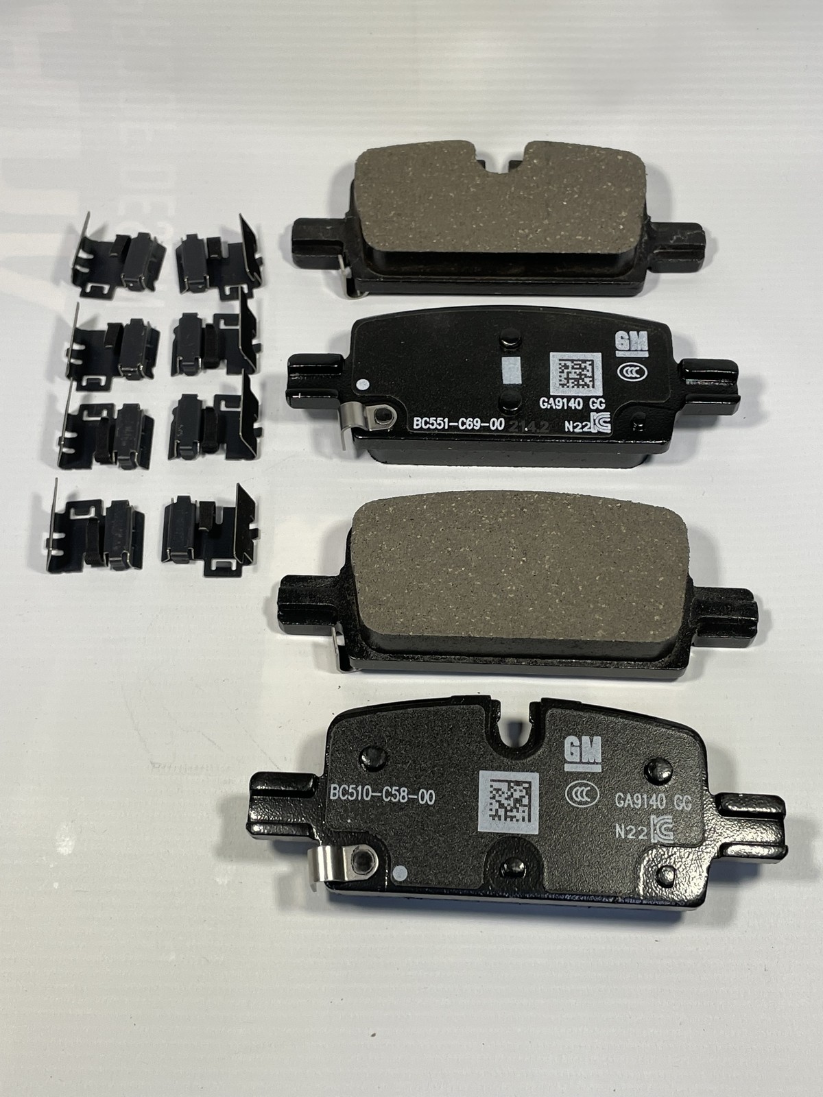 GM OEM PAD KIT 86793555 | eBay