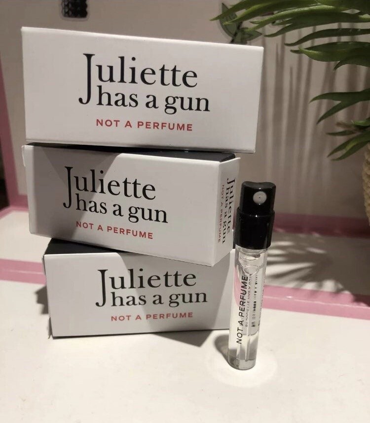 Juliette Has A Gun (not A Perfume) EDP 1.7ml Vial Sample Spray With Box ...