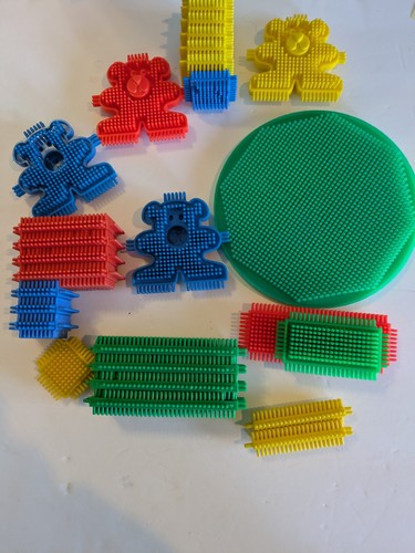 23-Piece Bristle Bear Set - Vintage 1980s by Playskool toy blocks | eBay
