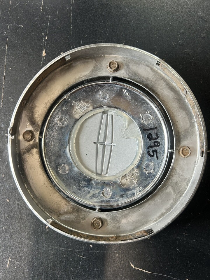 One (1) 1982-1989 15" Lincoln Mark & Continental Wire Wheel Center Cap ...