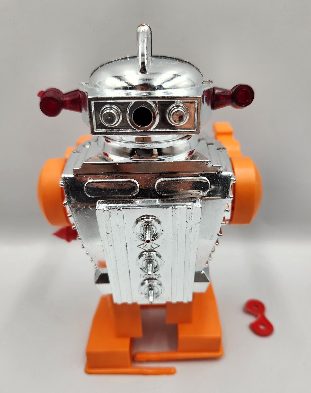 Vintage SPARKLING WALKING Wind-Up Plastic ROBOT 1970s Elmar USA | eBay