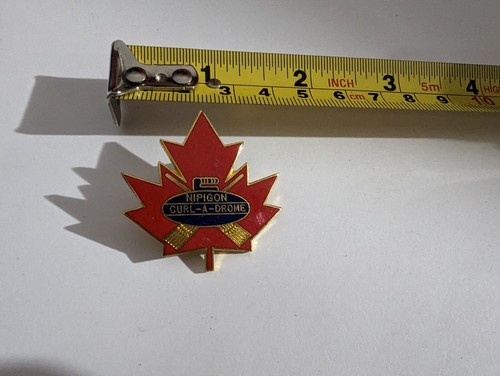 Lapel Pin Pinback Canadian Curling Nipigon Ontario Curl A Drome Red ...