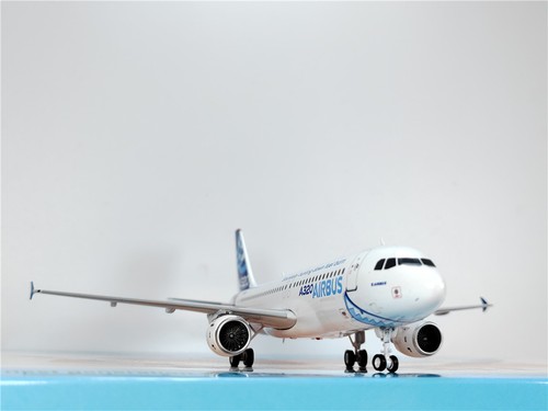 1:200 InFlight Airbus Airbus A320 F-WWBA Passenger Airplane Diecast ...