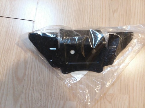 Genuine OEM Quarter Panel Splash Shield Bracket for Toyota 656050C010 ...