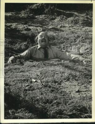 Press Photo Actor Mills Watson in "The Misadventures of Sheriff Lobo ...