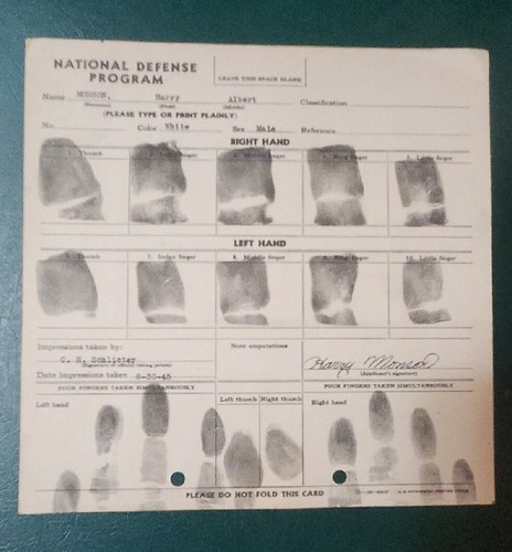 Original 1945 NATIONAL DEFENSE PROGRAM FBI Fingerprint Card Application ...