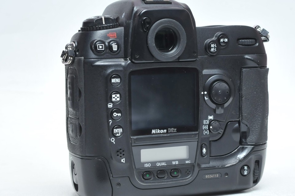 Nikon D2X 12.4 Megapixel Digital SLR Camera Body 113 | eBay