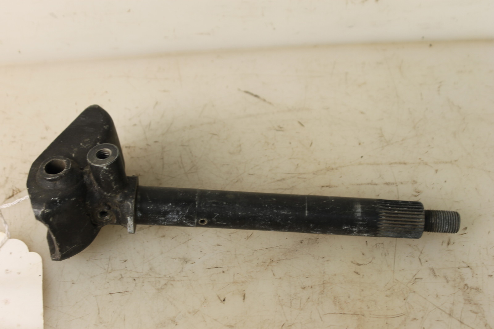 NEW OEM Yamaha Snowmobile Right Spindle SS338 SL338 SS396 SL292 GP643 ...