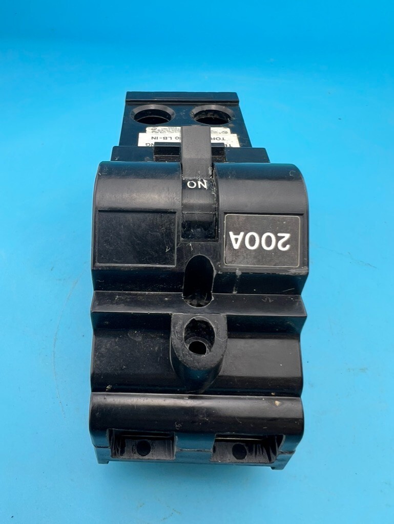 Crouse-Hinds 200 Amp 2 Pole Type MD-A Circuit Breaker MD2200 200A 240V ...