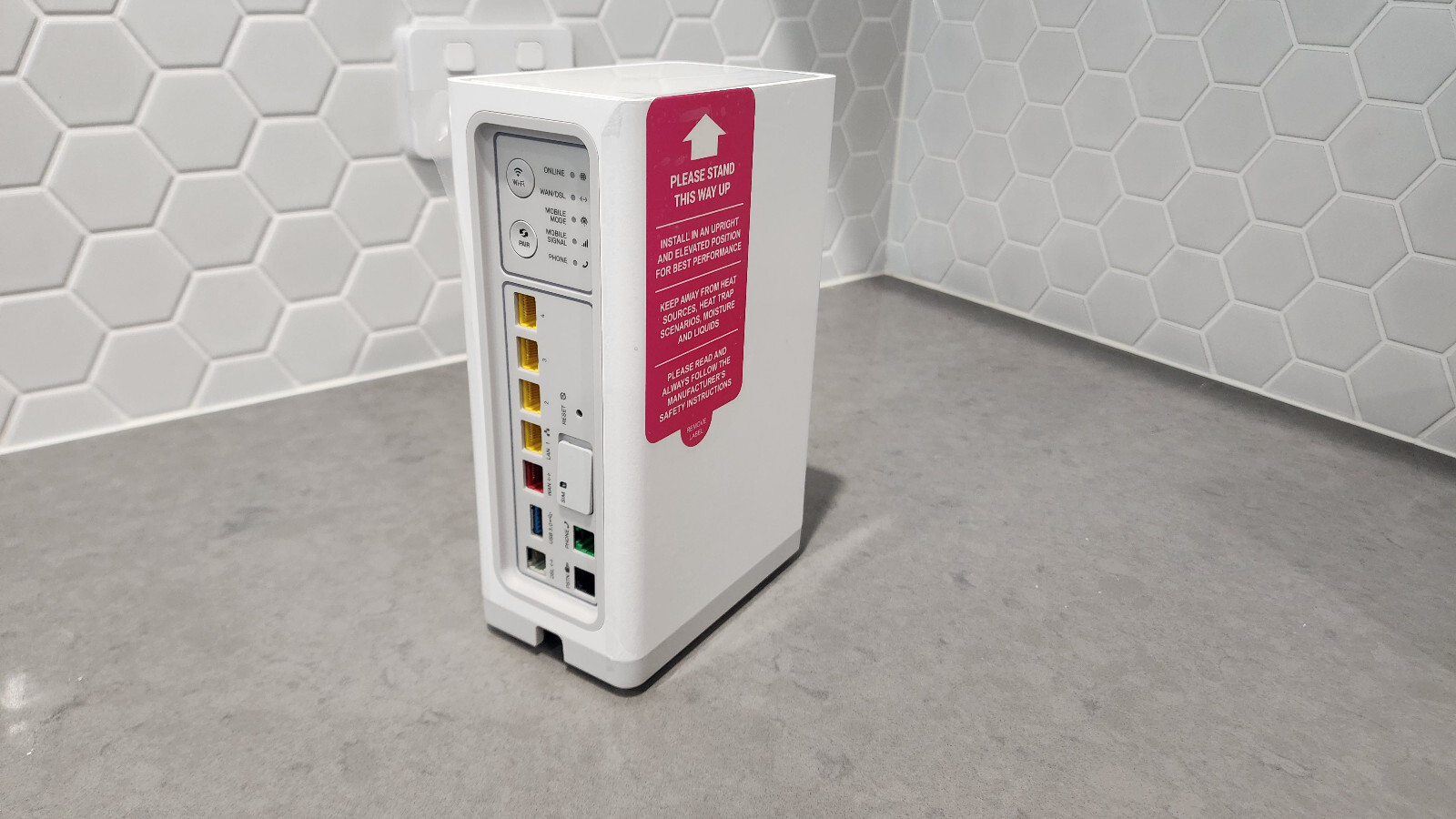 Telstra Smart Gen 2 DJA0231 600Mbps Modem for sale online | eBay