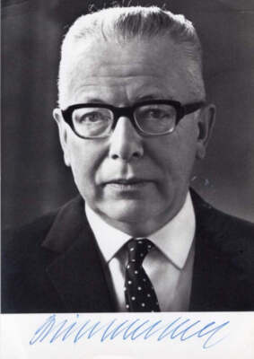 3. PRESIDENT OF GERMANY 1969-1974 Gustav Heinemann autograph, signed ...