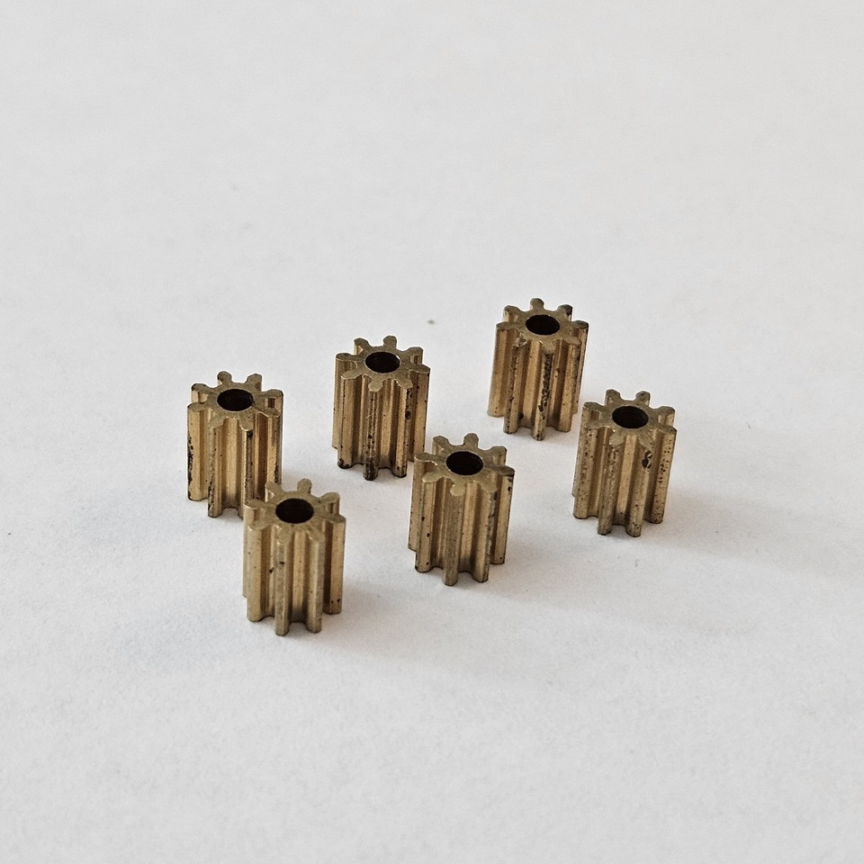 1960s Cox 8 Tooth Brass Pinion Gears .078" Armature 48 Pitch Slot Car ...