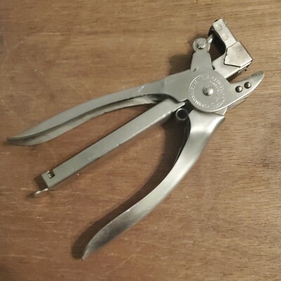 Staplers - Neva Clog