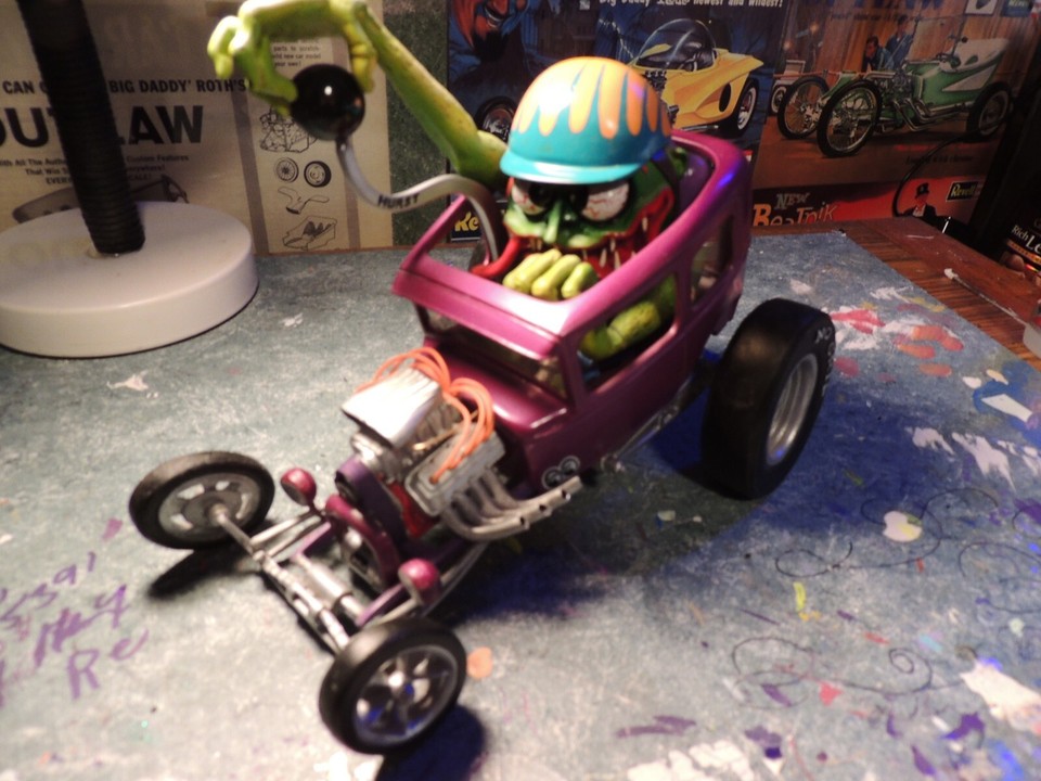 Ed Roth, RARE! 1/16 solid Resin built "RACE" model, very few kits were ...