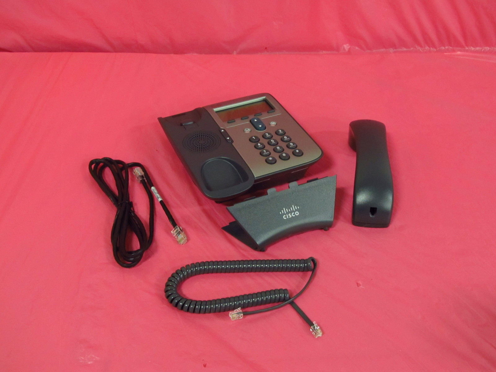 CP-7906G-NEW Cisco Systems, Inc Cisco VoIP IP Telephone Phone w/ Ac ...