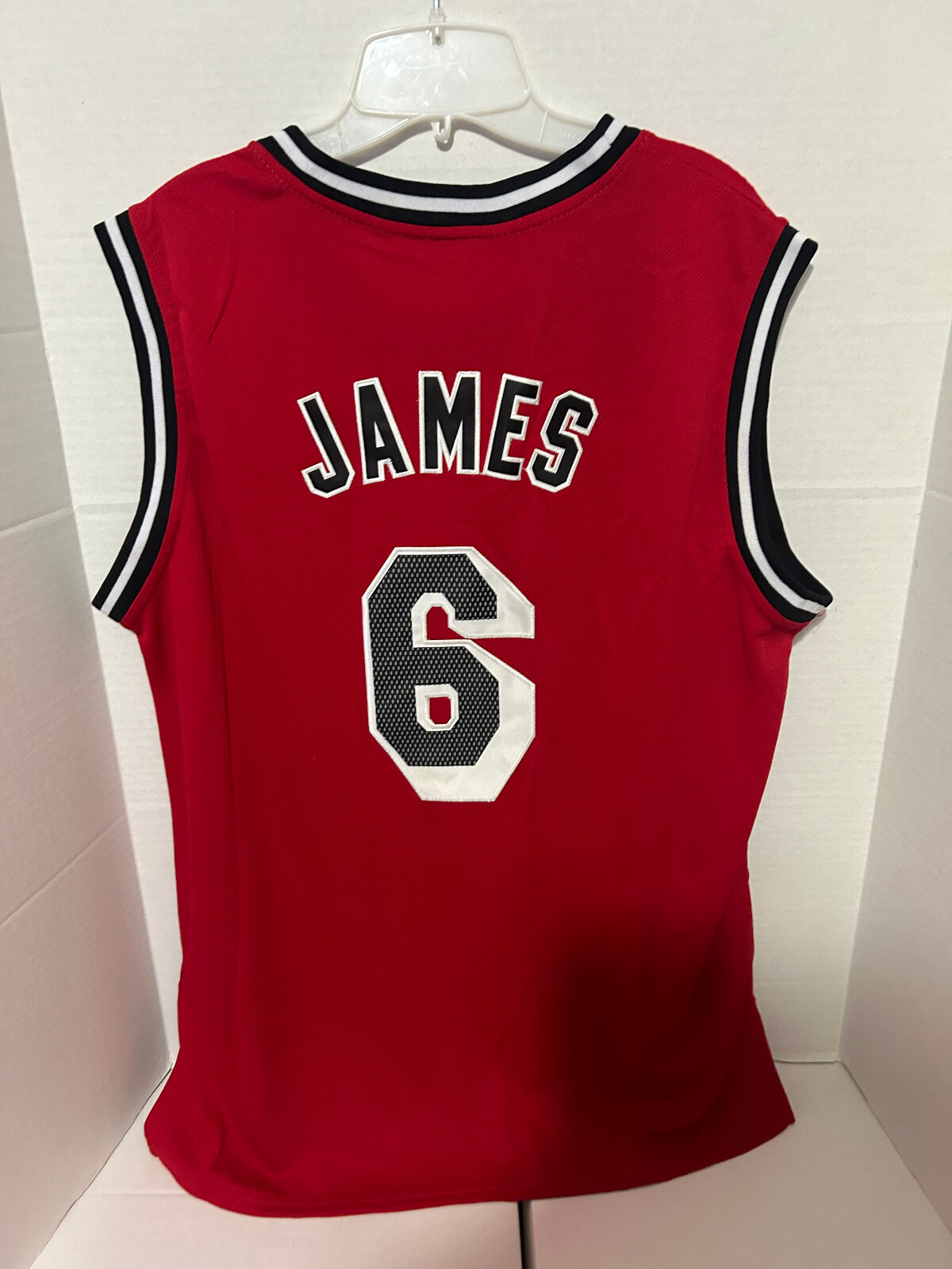 NWT Adidas LEBRON JAMES Miami Heat #6 Swingman Jersey Large L NOT ...