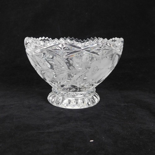 Crystal Cut Clear Footed Floral Sawtooth Bowl Flower Leaves Candy Nuts ...