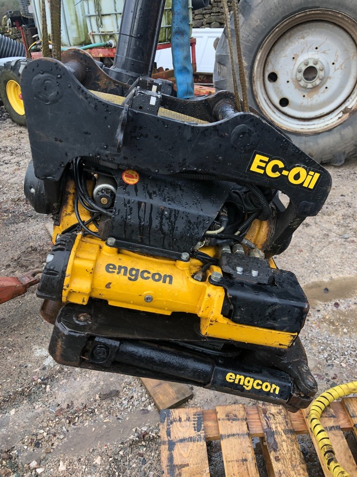 KUBOTA JCB HITACHI CAT ENGCON TILTROTATOR/TWIN HITCH/EC OIL/GRIPPER ...