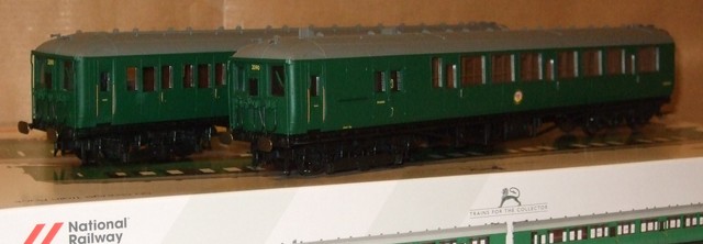 Hornby R3177 BR Class 401 2-bil EMU No. 2090 NRM Edition BRAND for sale ...