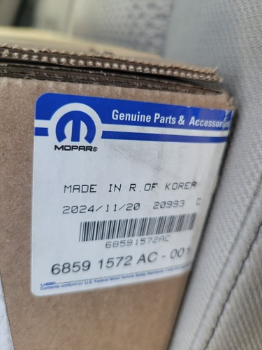 68591572AC NEW Genuine MOPAR OEM Rigth Side Exhaust Manifold 5.7 Engine ...