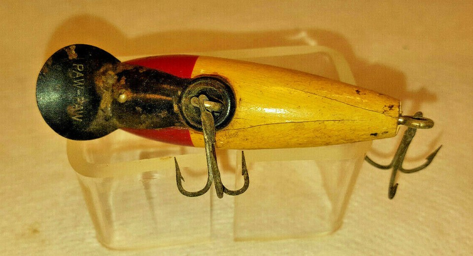 Vtg Fishing Lure PAW PAW RIVER GO GETTER red + white WOOD | eBay