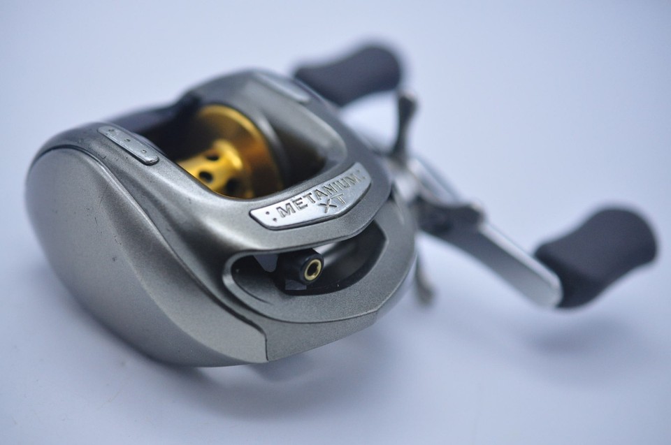 2005 Shimano Metanium XT Left Handle Casting Reel JP Chronarch CH101B ...