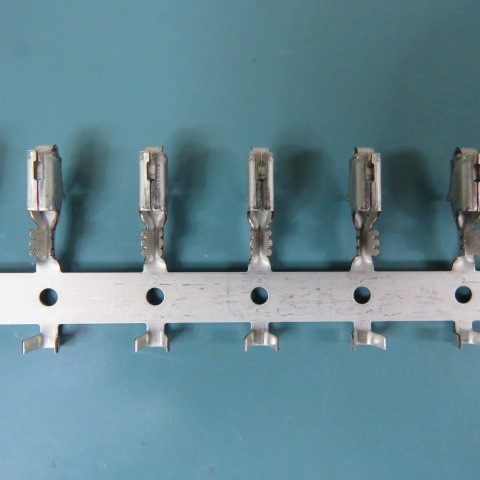 DELPHI 12160637 Qty of 100 per Lot 280F M/P BUSBAR TERMINLS 18-16 | eBay