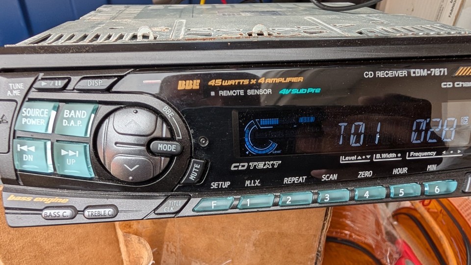 Alpine CDM-7871 Car CD Player In Dash OLD SCHOOL EQ Bluetooth Tilt ...