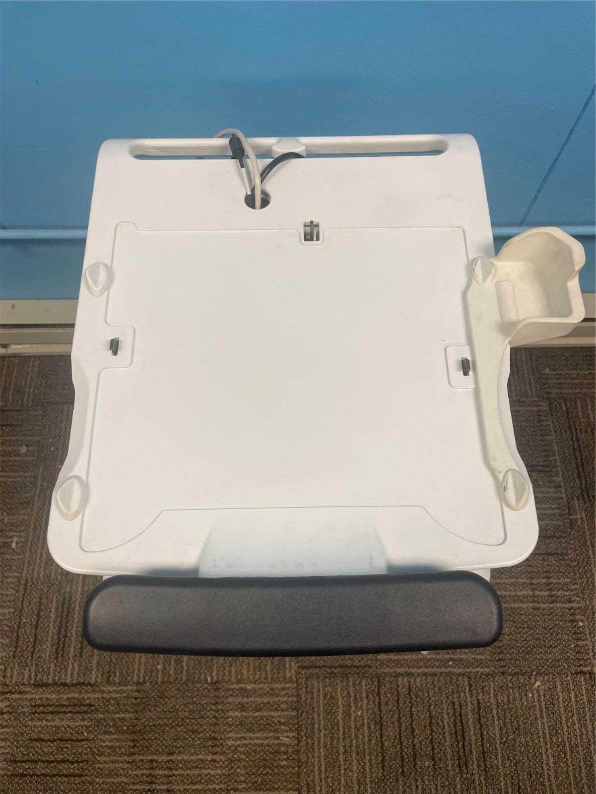 Mobile Trolley- Safelock Cart for Ultrasound Machine: GE Vivid i ...