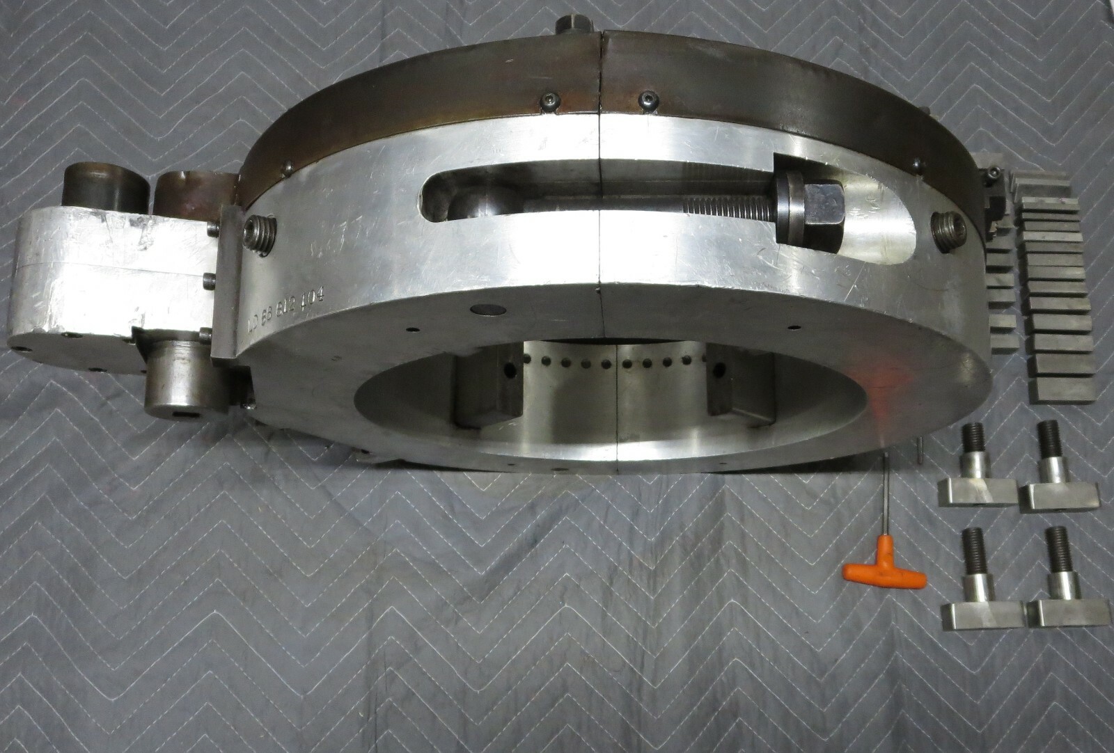 MACTECH 812 Clamshell Pipe Lathe 6.63 - 12.75" Split Frame = 812LC Made ...