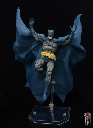 MAFEX #105 BATMAN AND MAFEX #216 BANE PLUS MEZCO ONE:12 CATWOMAN / 3 ...