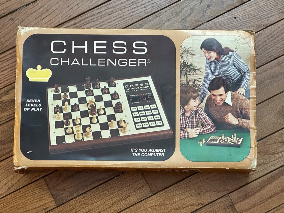 Fidelity Electronics Chess Challenger 7 REPLACEMENT Black Queen Piece ...