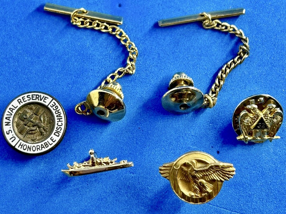 4 WWII Pins Tie Tacks US Naval Honorable Discharge, Bald Eagle ...