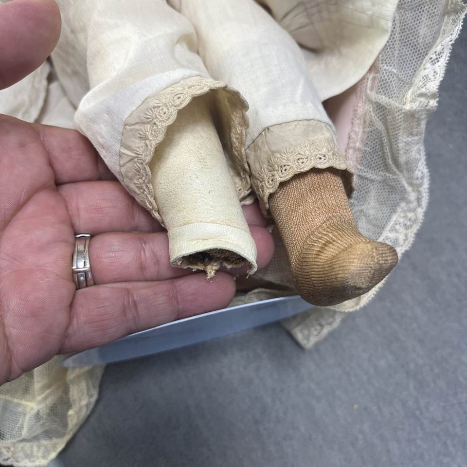 French Fashion Bisque Swivel Head Doll JUMEAU Leather Gusseted Body 16" READ | eBay