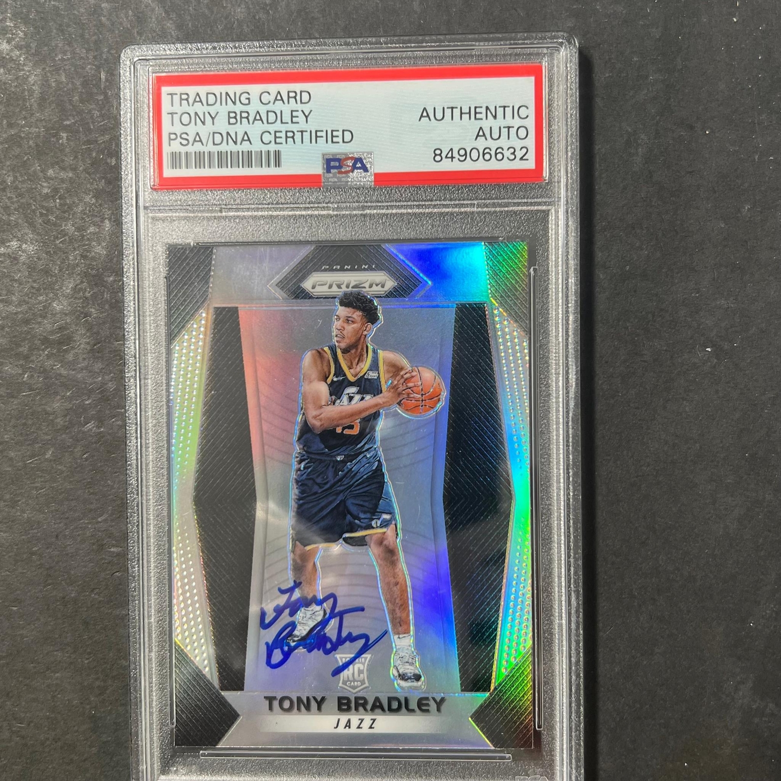 2017-18 Panini Prizim #118 Tony Bradley Signed Card AUTO PSA Slabbed RC ...