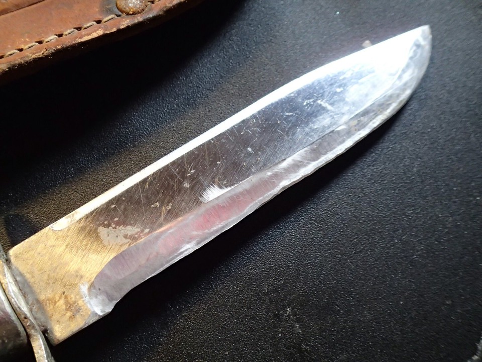 OLDER VINTAGE SHARP HUNTING KNIFE FROSTS MORA w LEATHER SHEATH SWEDEN ...