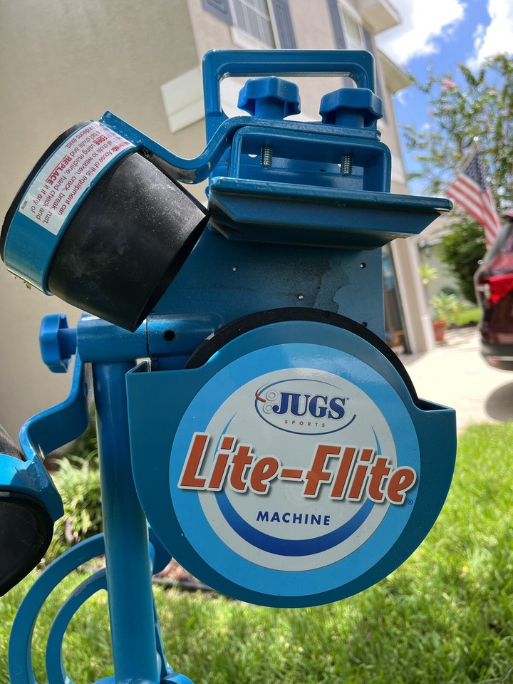 Jugs Lite Flite Pitching Machine Baseball & Softball | eBay