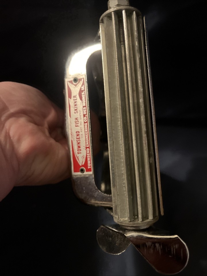 Clean Vintage Townsend Fish Skinner DES MOINES IOWA | eBay