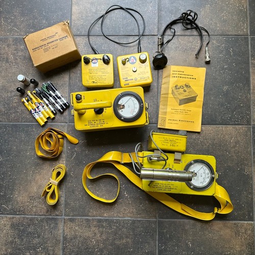 Victoreen Geiger Counter CDV-700 CDV-717 Radiation Dosimeter Cold War ...