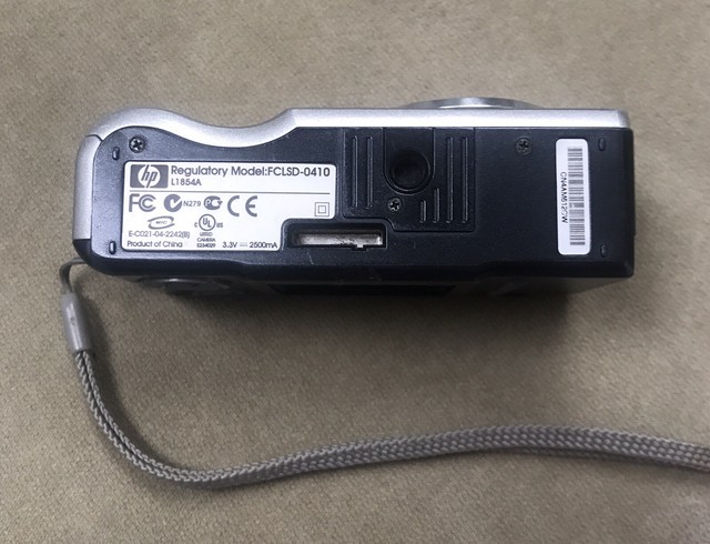 HP PhotoSmart M307 3.2 MP 15x Zoom FCLSD-0410 Digital camera with M ...