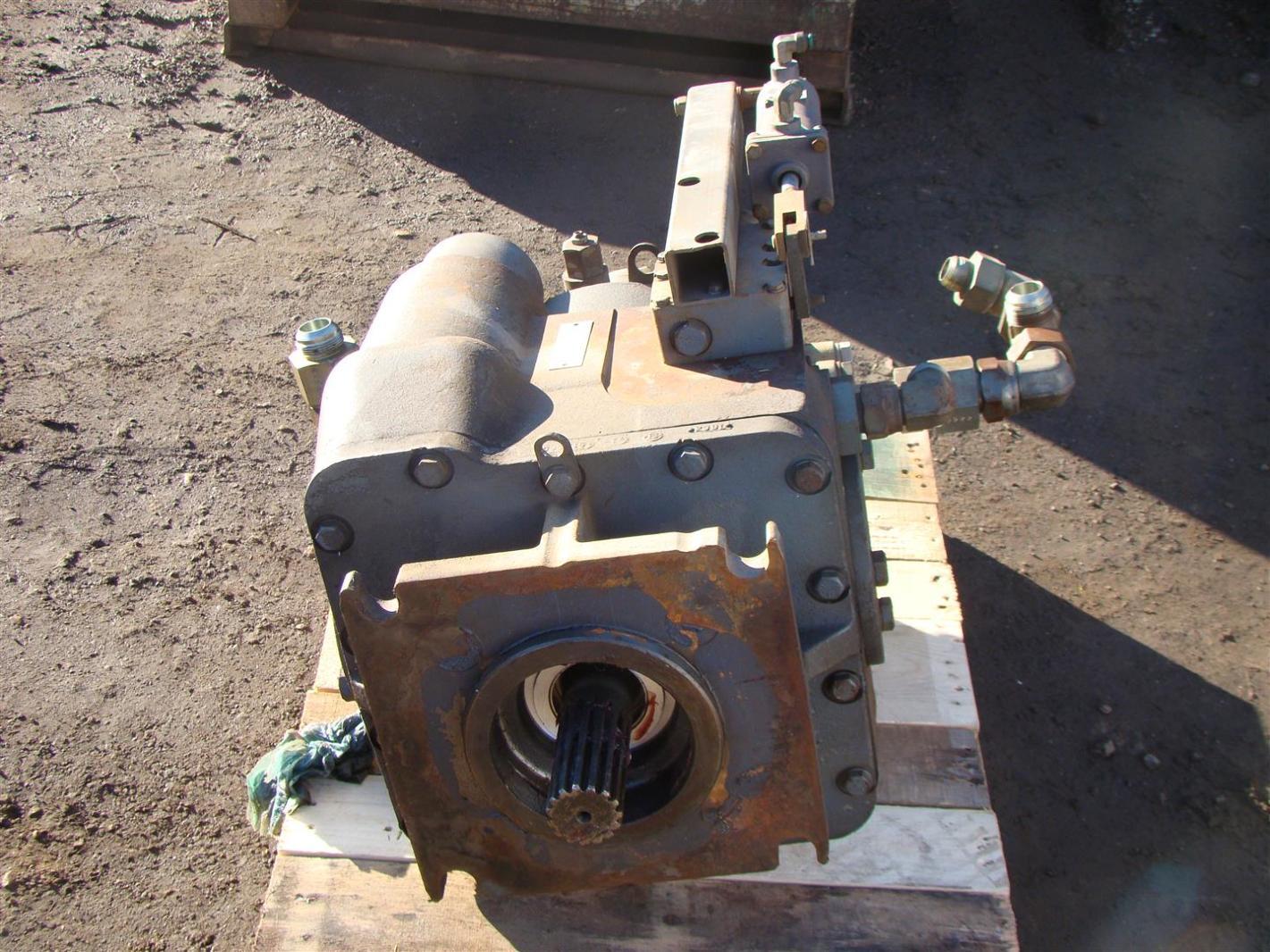Mannesmann Rexroth Hydraulic Motor 106755 P59833-1000 Transaxle ...