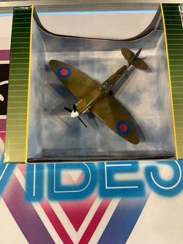 Hasbro GI Joe Aces 1/72 scale Fighters of WWII Spitfire Mark II Diecast ...