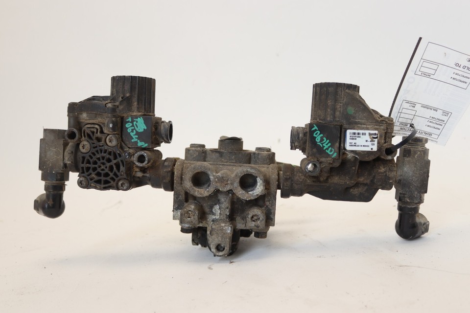 2019-2023 VOLVO VNL 760 D13 BENDIX AIR BRAKE RELAY VALVE ASSEMBLY OEM ...