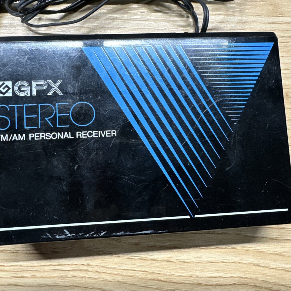GPX AM/FM Stereo Personal Receiver Model A2830 w/ Koss sport clip ear ...