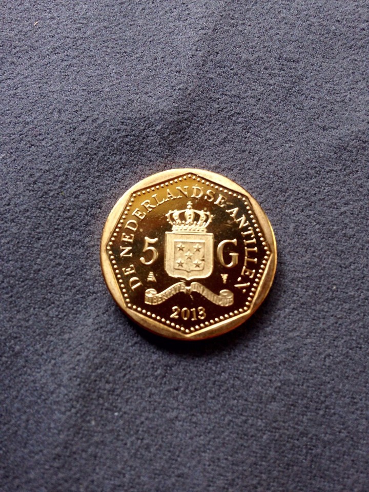 St Maarten Netherlands Antilles 5 Guilder Coin - Abdication 2013 UNC ...
