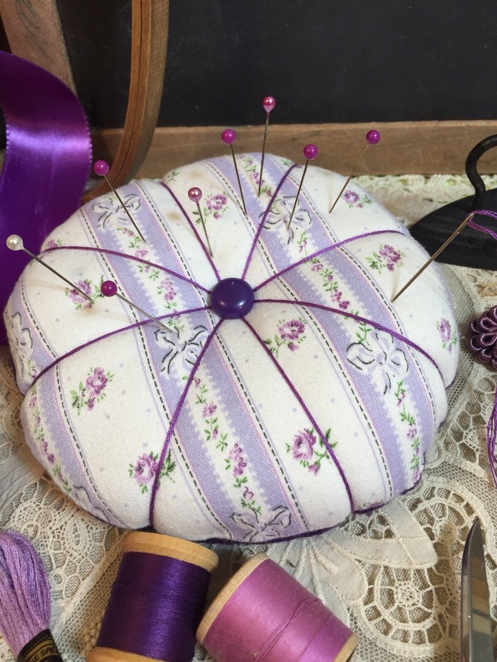 Handmade Pin Cushions ~ Pinkeeps ~ Listing is for 1 ~ Choice is Yours ...