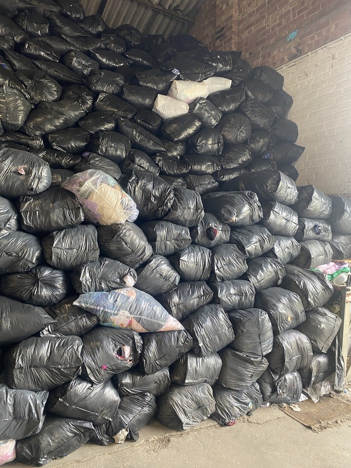 100kg Bundle Of Womens & Mens Clothing Wholesale Job Lot Clothes & Rags ...