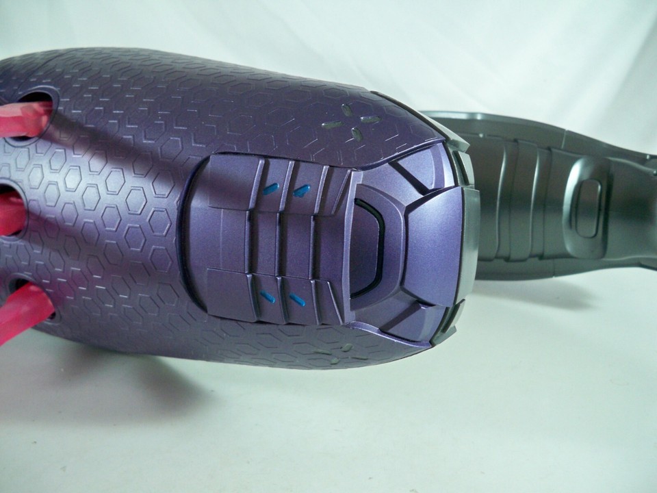 K24i00023 HALO NEEDLER WORKS NECA 1:1 FULL SIZE REPLICA 2015 LIMITED ...